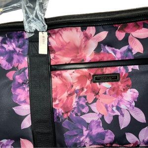 Victoria's Secret | Bags | Victorias Secret Pink Floral Getaway ...